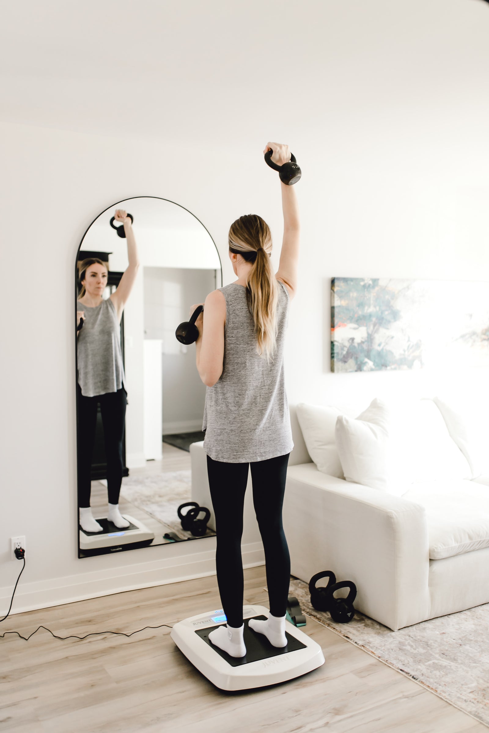 Juvent 1000N Micro-Impact Platform | Relieve Pain, Enhance Strength